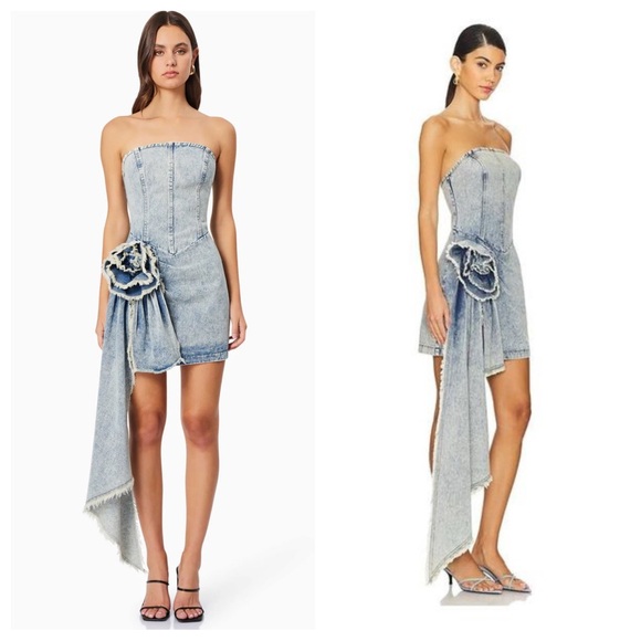 Elliatt | Dresses | Nwt Elliott Giselle Denim Mini Dress Strapless Size ...